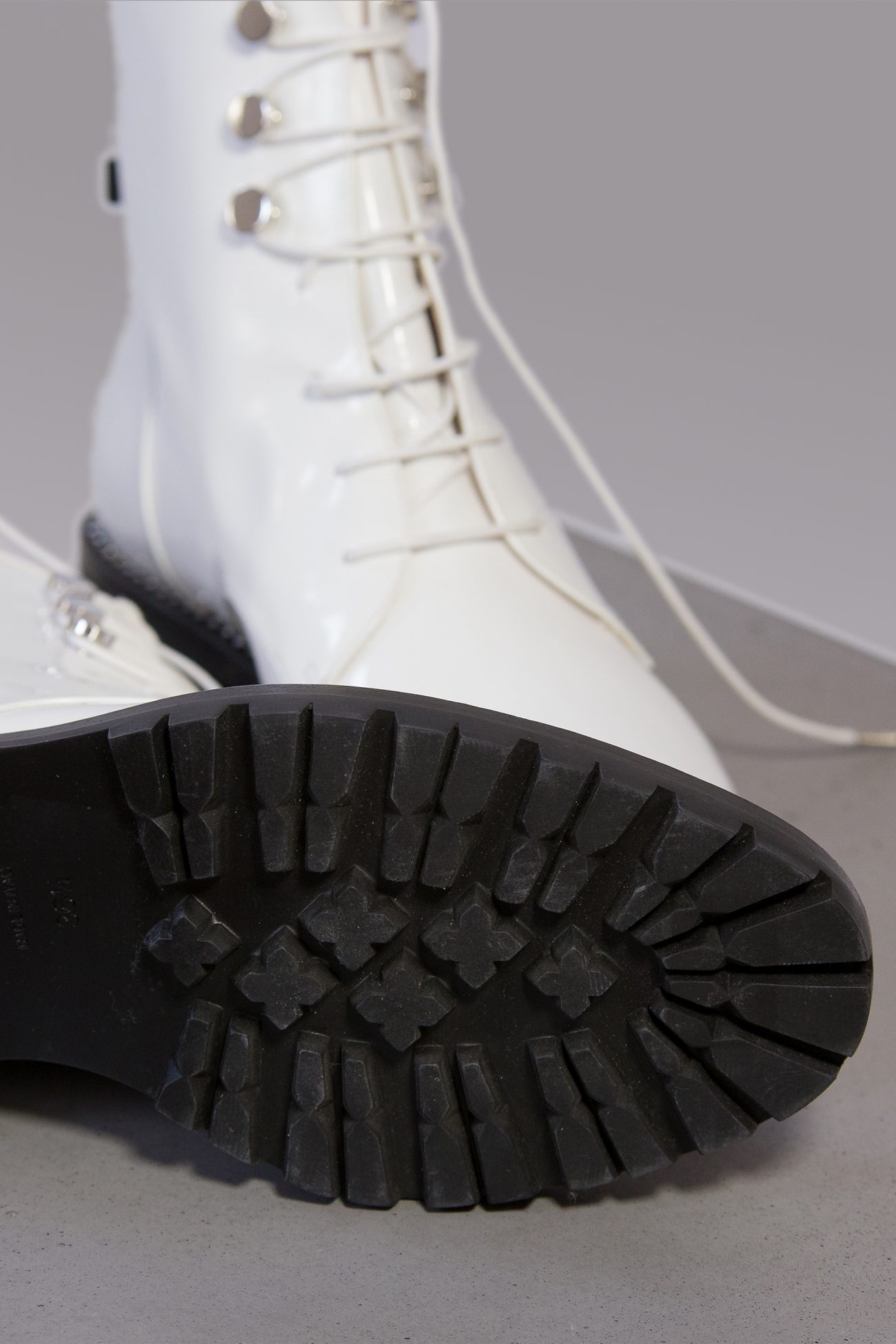 Dior Boots, 36.5 - Huntessa Luxury Online Consignment Boutique Dior Boots, 36.5 - Huntessa Luxury Online Consignment Boutique